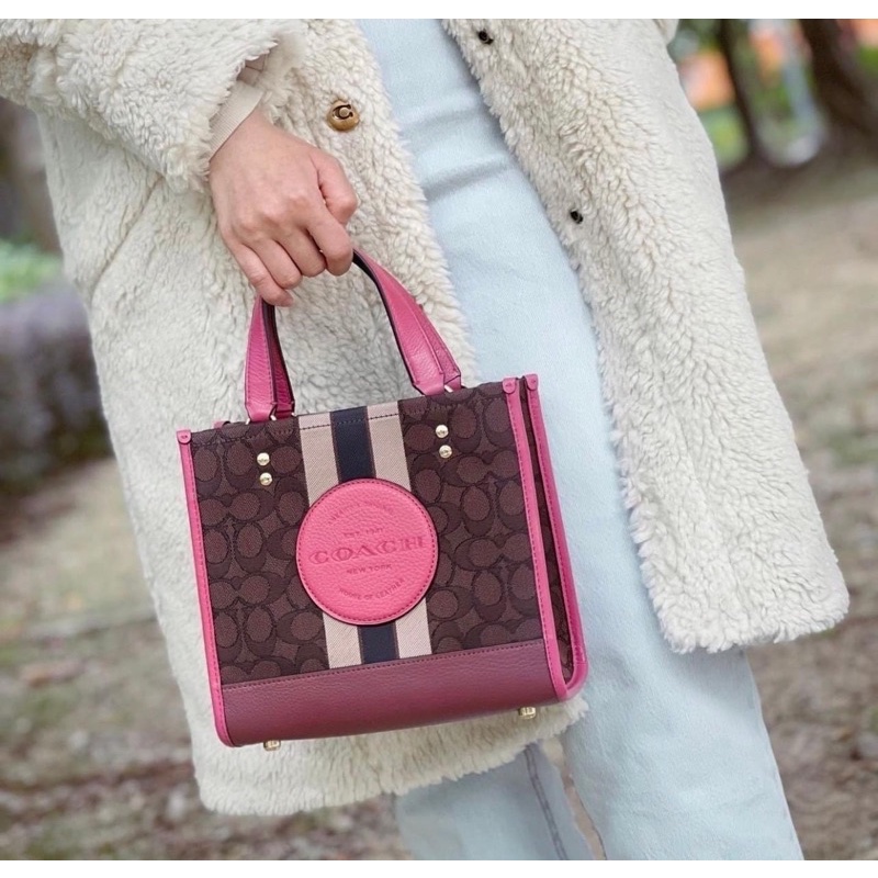 COACH DEMPSEY TOTE 22 IN COLORBLOCK SIGNATURE CANVAS WITH DISCO PATCHES ...