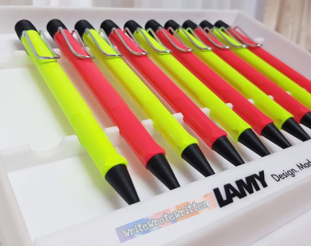 LAMY limited edition Neon Coral Neon Lime ballpoint pen ???????? ปากกา ...