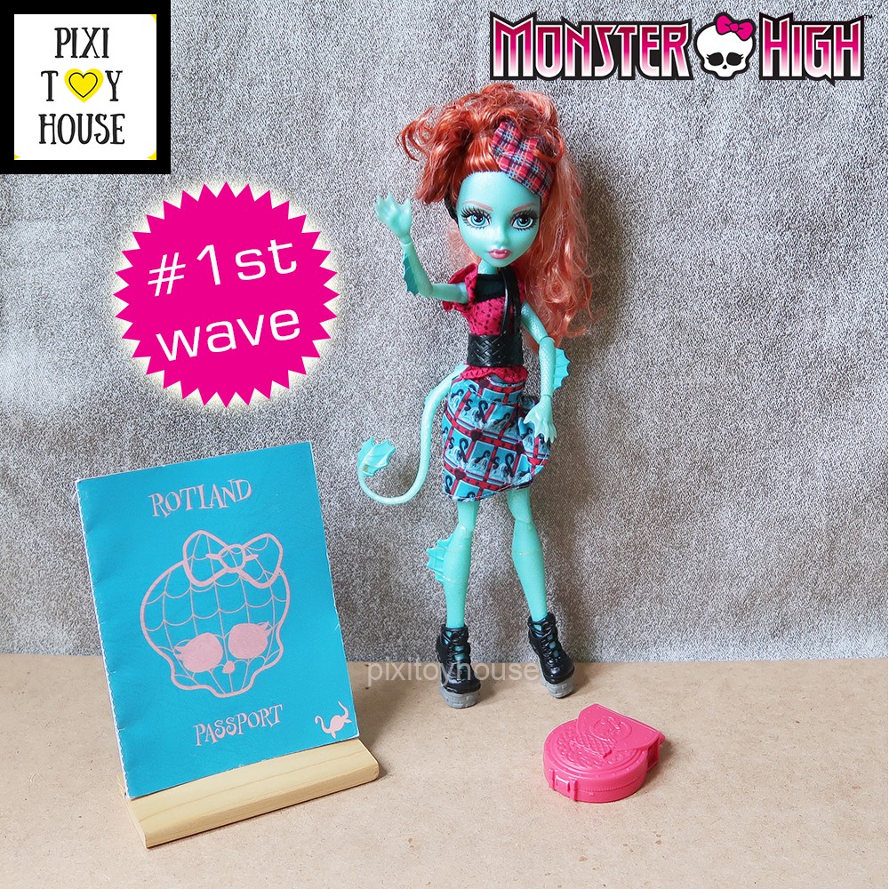 Monster High - Monster Exchange Program - Lorna McNessie - pixitoyhouse ...