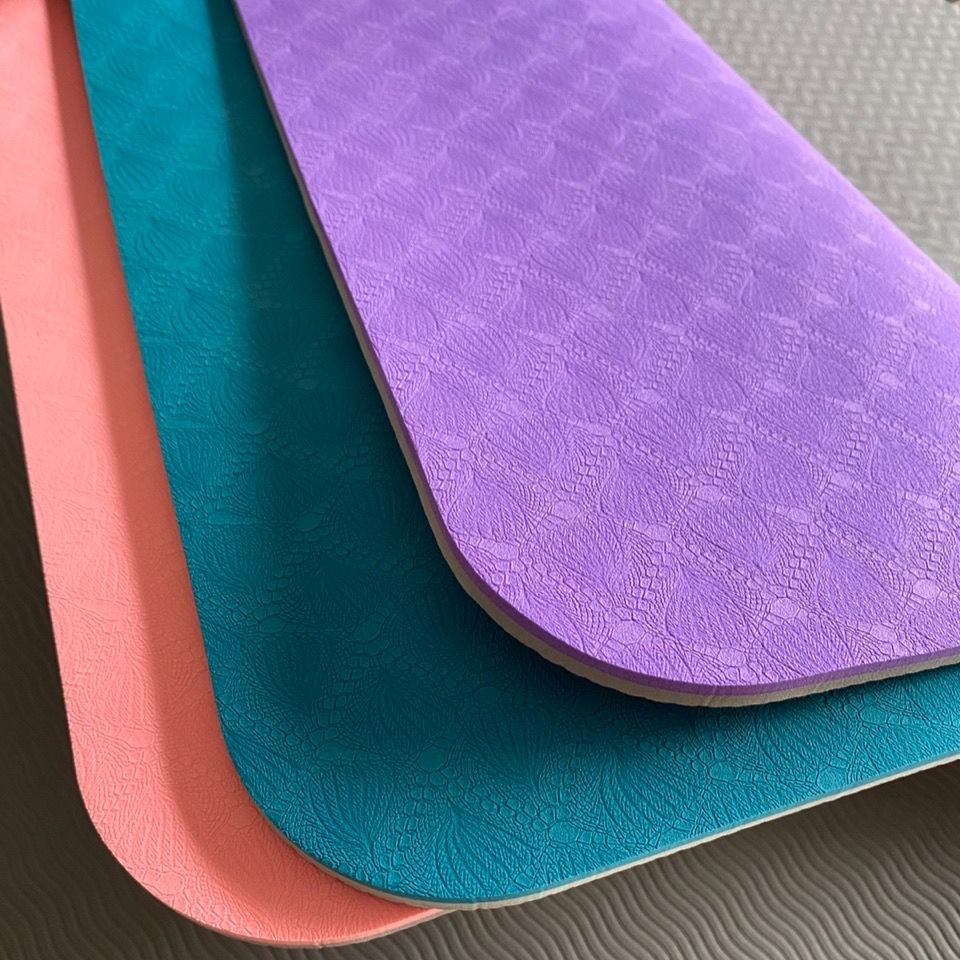 ☋ วัสดุ TPE กว้าง80cmเสื่อโยคะสองสีเริ่มต้นเสื่อกันลื่นเสื่อออกกำลังกาย ...