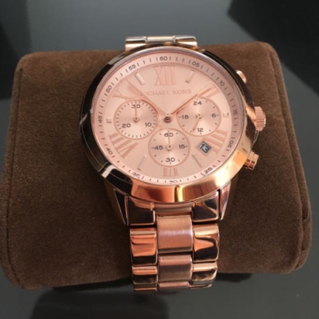 MK5778. ขนาด 42 mm. Runway Logo Rosetone หน้าปัดสีโรสโกลด์ สายสีพิ้งโ ...