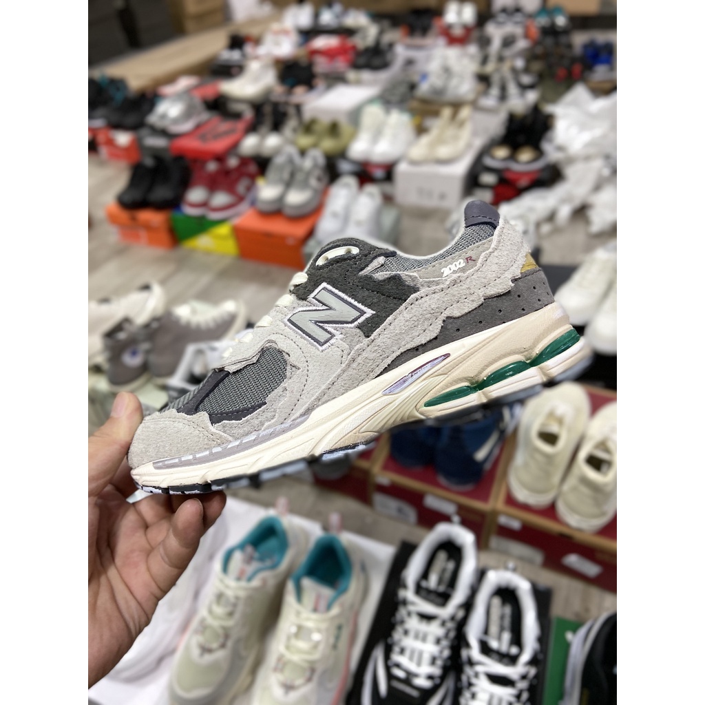 เนยพิเศษ 2022 x New Balance 2002R แพ็คป้องกัน ทรงไม่สมมาตร สําหรับตัด ...