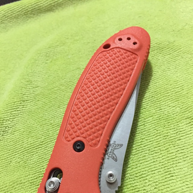 มีดพับ benchmade griptilian 551 plain blade orange | Shopee Thailand
