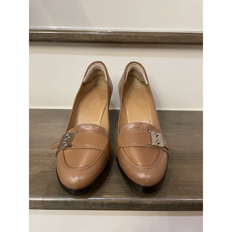 รองเท้าแบรนด์เนม มือสอง - maya_sarin - ThaiPick