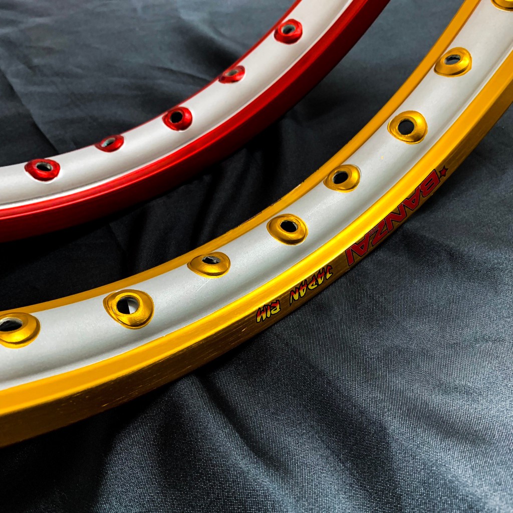 ล้อทูโทน เจาะตา อกยิงทราย ขอบเรียบ ขนาด1.4 ขอบ17 ยี่ห้อบันไซ BANZAI ...