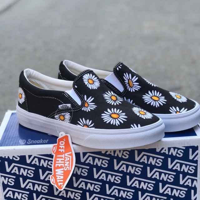 Vans Classic Slip-On Daisy (พร้อมกล่อง) จ่ายเงินปลายทางได้ - q7ark_jiip ...