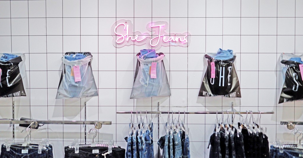 She Store กางเกงยีนส์งานป้าย, ร้านค้าออนไลน์ | Shopee Thailand