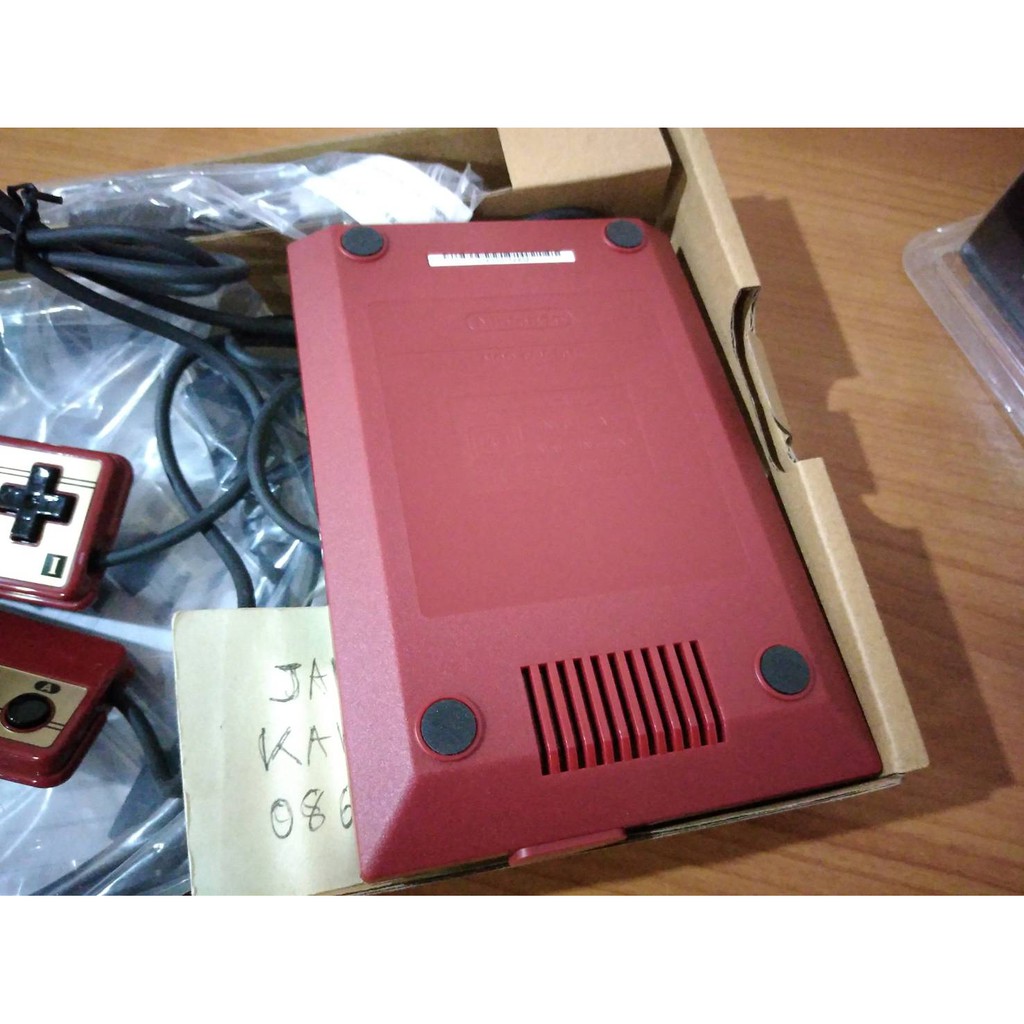 Nintendo Classic Mini Famicom Shonen Jump 50th Anniversary Version ...