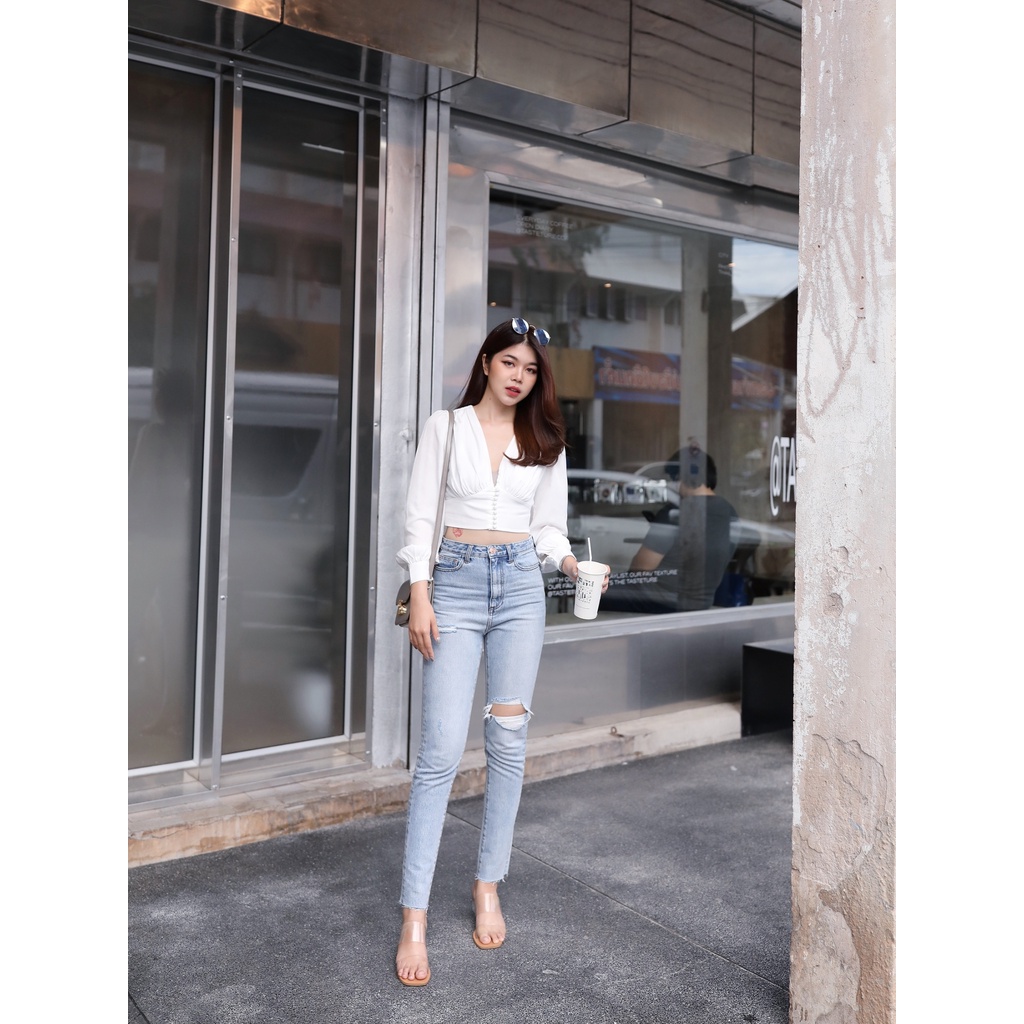 N213 HIGH RISE SLIM BOYFRIEND JEANS ยีนส์ทรงบอยสลิม เอวสูงปิดสะดือ ปลายขาตัดเปลือย ...