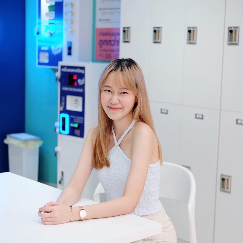 Cronie.official - Sunny top เสื้อสายเดี่ยวไขว้หน้า คล้องคอ ผ้าย่น ...