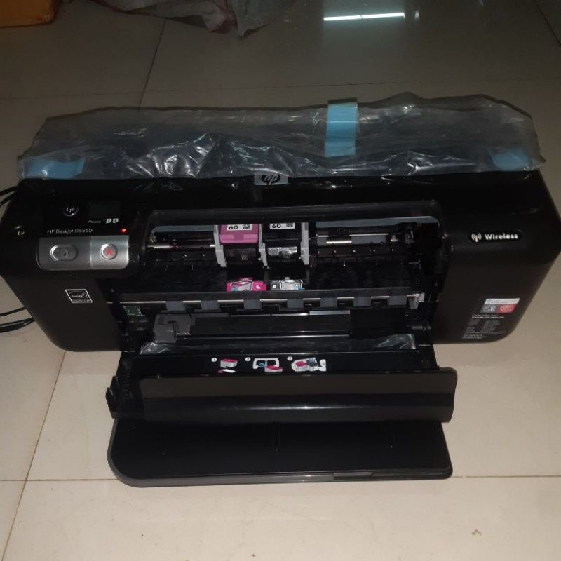 เครื่องปริ้นhpDeskjet F4185ไฟเข้าเครื่อง ทำงานสั่งได้ น่าจะเกี่ยวหมึกhp ...