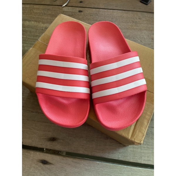 ราคา ADIDAS | รองเท้าแตะ Adilette Aqua (คละสี) พ.ค. 2024 | BigGo