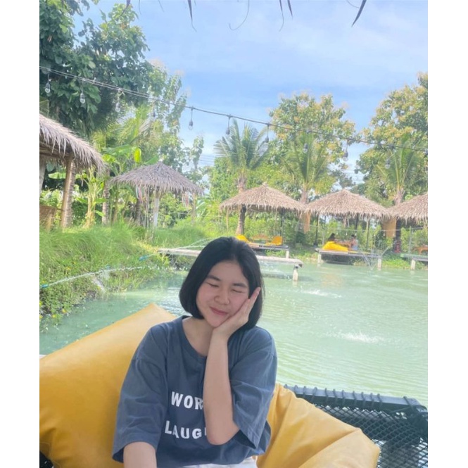 เสื้อสกรีนลาย worried laughter - 22twentytwo - ThaiPick