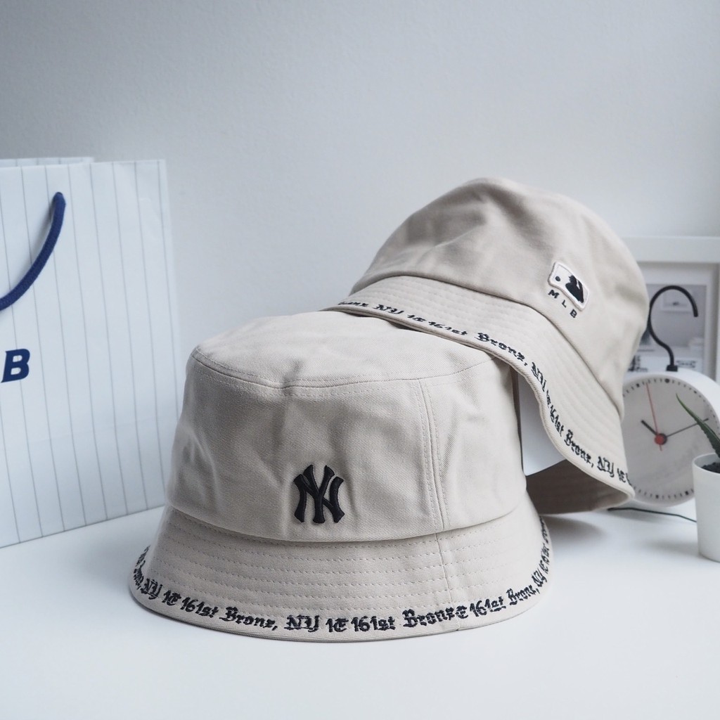 หมวก Bucket MLB ของแท้จาก Shop เกาหลี สีครีม - papaecute - ThaiPick