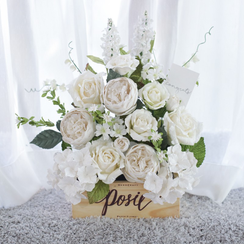 Elegance Flower Hamper : กระเช้าดอกไม้ทรงสูงเหมาะสำหรับแสดงความยินดี ...