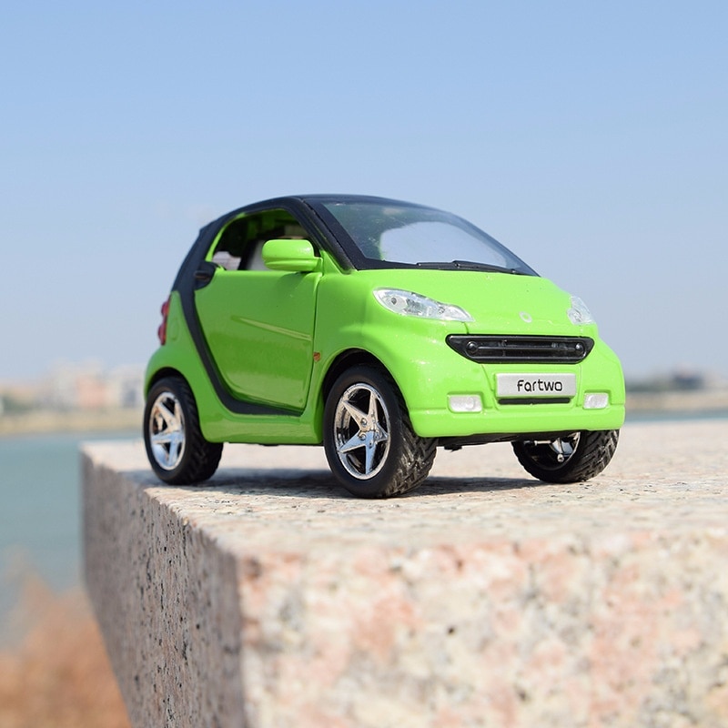 Smart Fortwo 132 Scale Diecast Model ull Back Car Collectible Toy Gifts ...