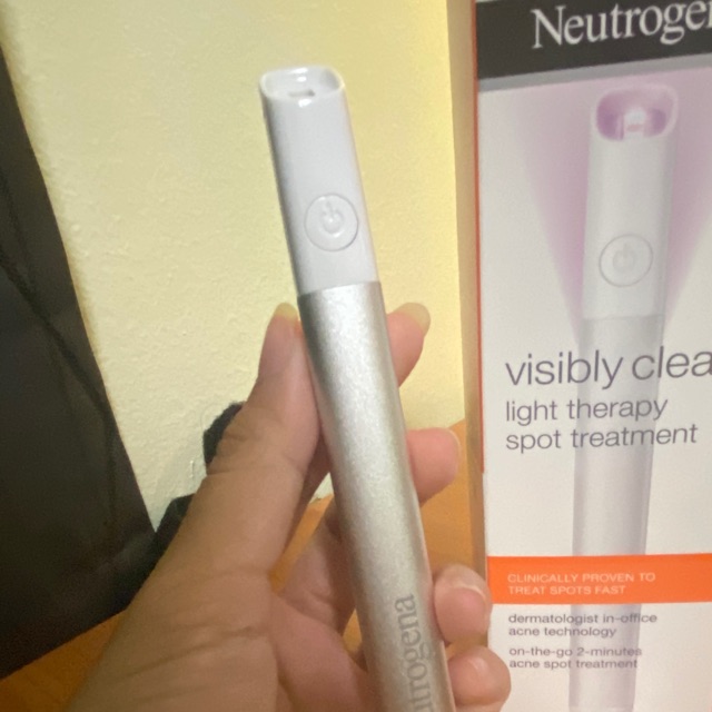 Neutrogena Light Therapy Acne Spot Treatment - titayaplue - ThaiPick