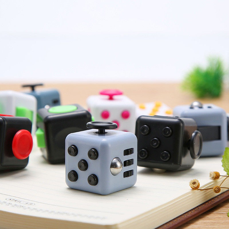 เบื่อในห้องเรียนเพื่อฆ่าเวลา Artifact Depression Toys Decompression ...