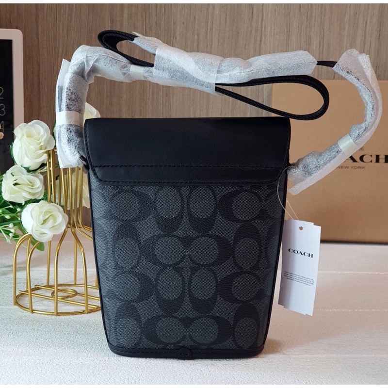 หายากมี1 COACH C3134 Track Small Flap Crossbody In Signature Canvas c ...