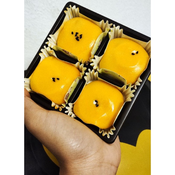 ขนมเปี๊ยะ ไข่เค็มลาวา By Tonao, ร้านค้าออนไลน์ | Shopee Thailand