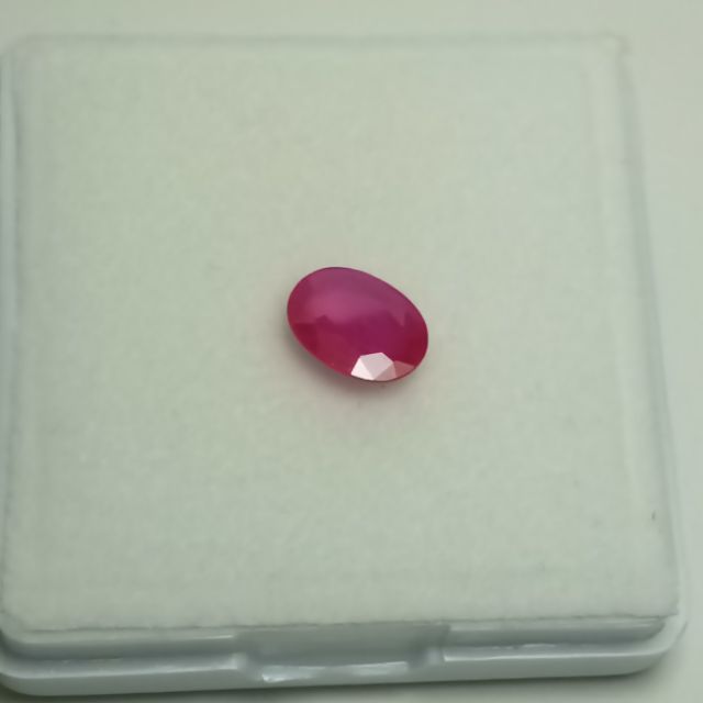 ทับทิม Ruby Oval.Cut. - onesatang - ThaiPick
