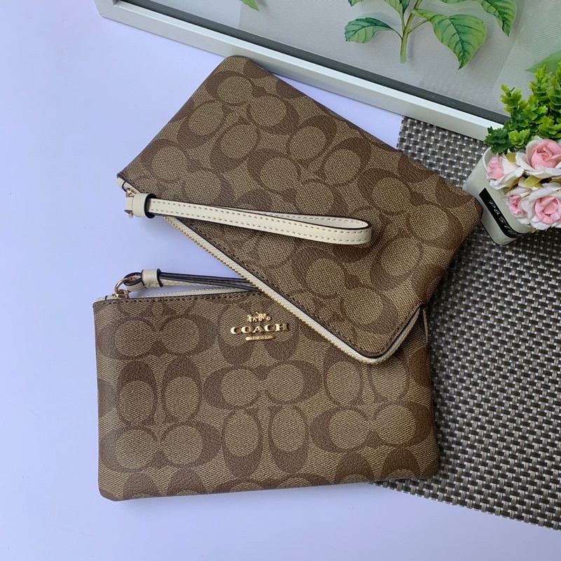 A คล้องมือ 1L ลายซีเข้ม ลายซีอ่อน COACH 6648 F58695 LARGE WRISTLET IN ...