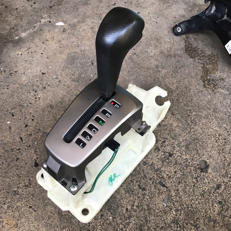 คันเกียร์ออโต้Mitsubishi Lancer Cedia ปี01-06 มือสองแท้ | Shopee Thailand