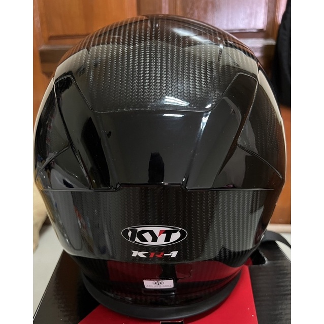 -Sold Out- ส่งต่อ หมวกกันน็อค KYT KR-1 Pure Carbon ของแท้ พร้อมกล่อง (รวมส่ง) - nifty.sis - ThaiPick