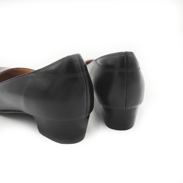 รองเท้าคัชชูทำงาน ใส่สบาย พื้นนุ่ม รองเท้าทำงาน (WORKING STYLE) B76655 ...