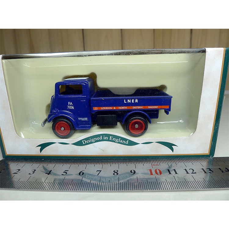 Original package 7V truck lner trailer model collection British ...