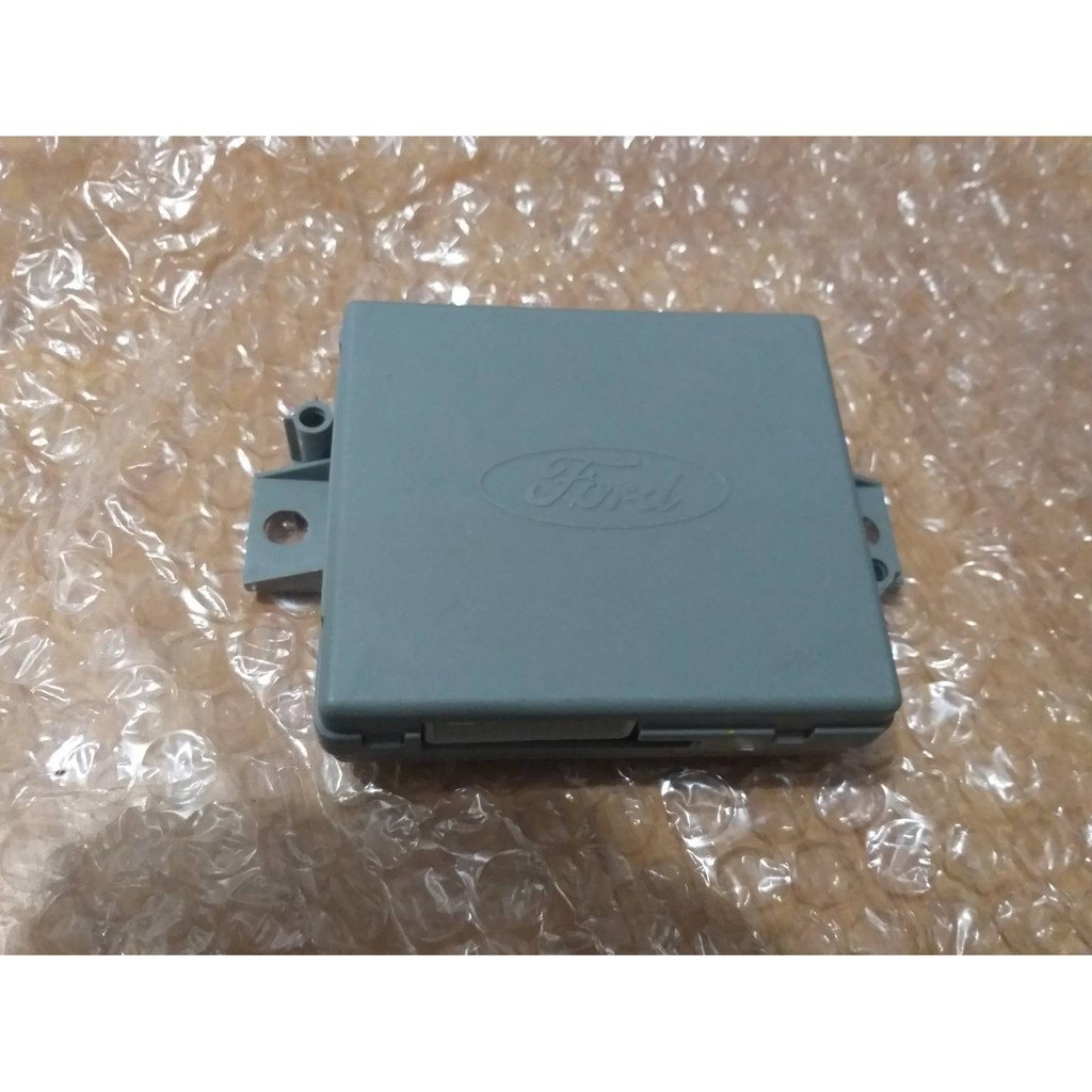 กล่องคุมเซ็นเซอร์ถอยหลัง(Parking Module) Ford Focus Mk2.0-2.5 parts no ...