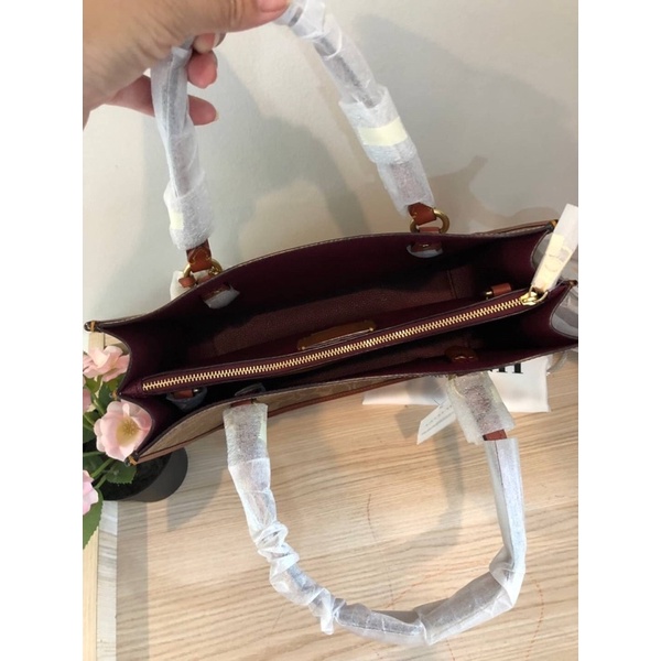 พร้อมส่ง แท้ Coach Tyler Carryal 28 In Signature Canvas ...