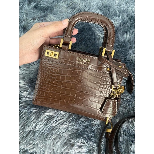 กระเป๋ายี่ห้อguess ถูกที่สุด พร้อมโปรโมชั่น พ.ค. 2023|BigGoเช็คราคาง่ายๆ