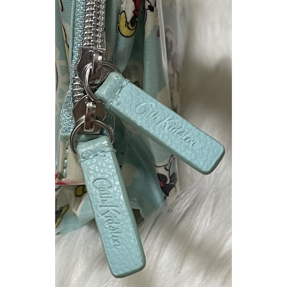 กระเป๋าเครื่องสำอาง Disney x Cath Kidston สภาพใหม่ ไม่เคยใช้ เก็บอย่าง ...