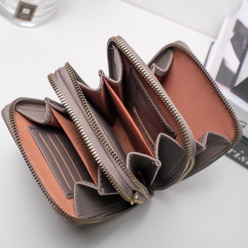 ♚¤กระเป๋าสะพายข้าง Forever Young ทรงตั้ง 3 ช่องซิป สุดหรู งานเข้าใหม่ ...