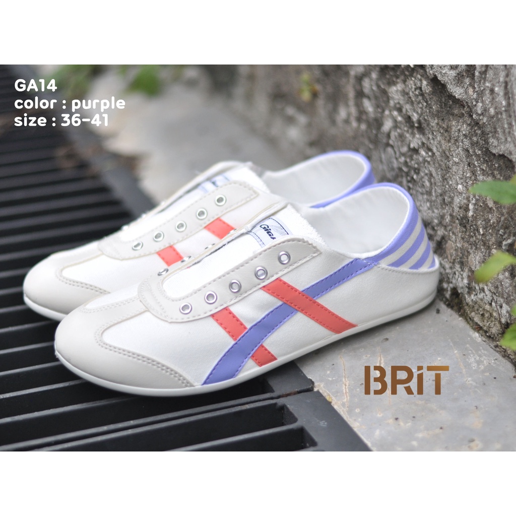 GIGA GA14 รองเท้าผ้าใบผู้หญิง รองเท้าสลิปออน - brit_shoe - ThaiPick