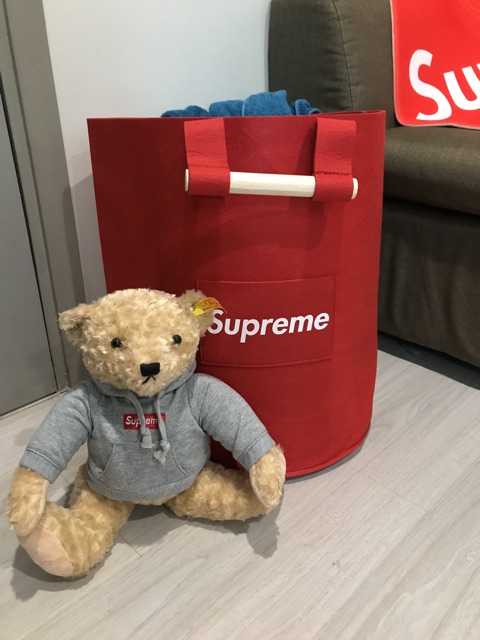 Supreme Teddy bear ตัวใหญ่มากสูง 30cm พร้อมส่งตัวเดียวค่ะ ...