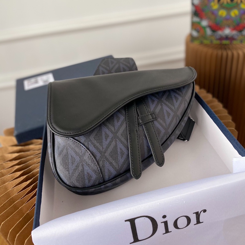 พร้อมกล่อง Dior CD Diamond Diamond Pattern Saddle Bag Crossbody Chest ...