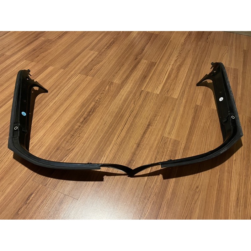 รางน้ำพลาสติกฝากระโปร่งหลัง(1คู่) BENZ w211 เบอร์อะไหล่แท้: A 211 693 ...