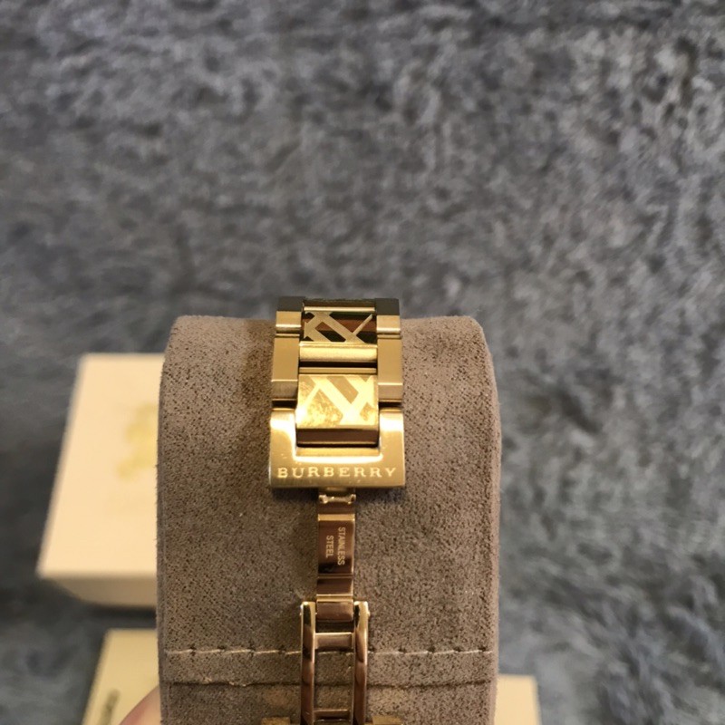 Used Burberry watch BU9145 - thanakorntnk - ThaiPick