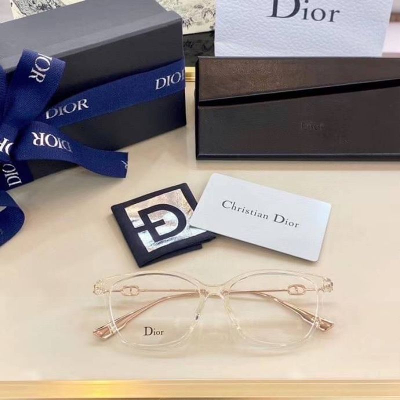 สินค้าพร้อมส่ง Dior cat style งานสวยมาก - shoppingkaa - ThaiPick
