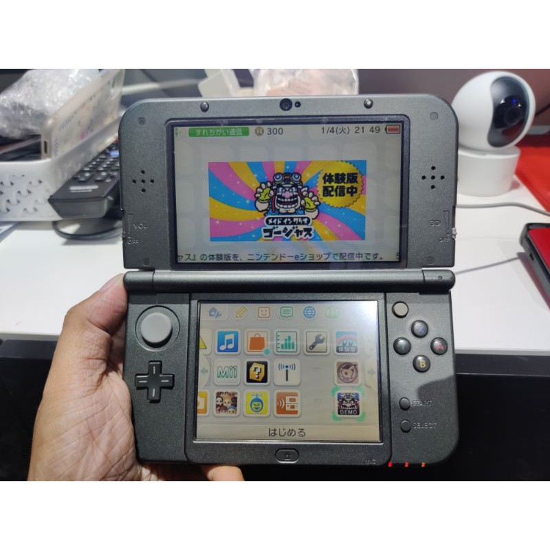 New 3DS LL - มือสอง เล่นแท้/แปลง สีเทาดำ สภาพดีมาก - lervly - ThaiPick