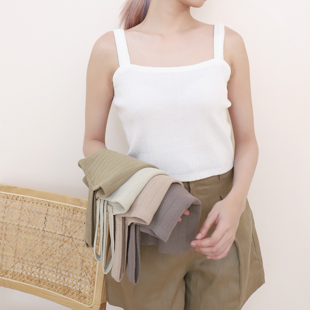 avocado สายเดี่ยวไหมพรมครอป รุ่น Truffle knit singlet - avocado.simplewear - ThaiPick