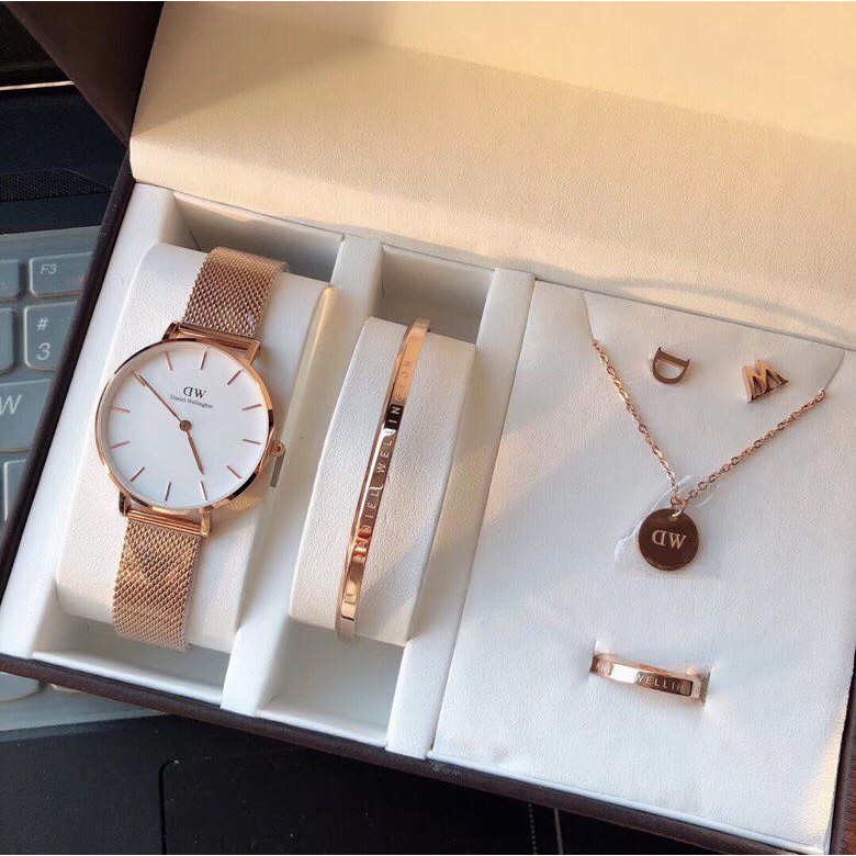 2 colours นาฬิกาข้อมือ นาฬิกาแฟชั่ Daniel Wellington Classic DW watch ...