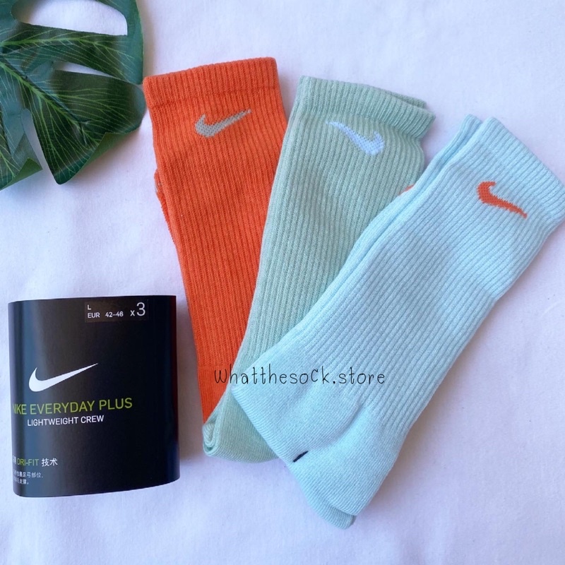 พร้อมส่ง️(1 Set มี 3 คู่) ถุงเท้าข้อยาว ถุงเท้าแฟชั่น ถุงเท้า Nike สเก็ ...