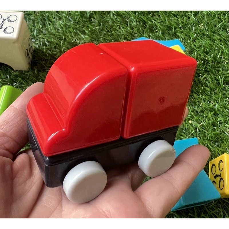 บล๊อคต่อแม่เหล็ก Toys by People Go Go Blocks Go Go World 21 pc Magnetic ...