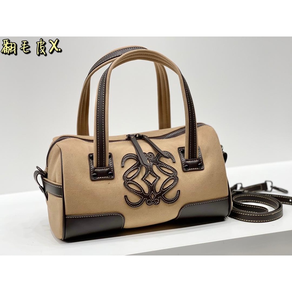 HOT 2021 Bag Middle Ancient Bags Share Luo Yiwei Loewe Suede To Enter ...