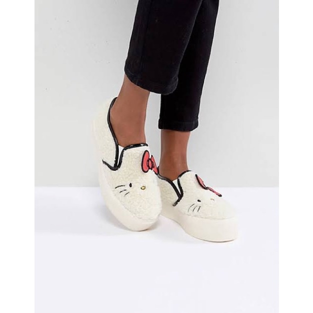 รองเท้าผ้าใบขนๆ คิตตี้ ASOS x Hello Kitty Sneaker Sherpa | Shopee Thailand