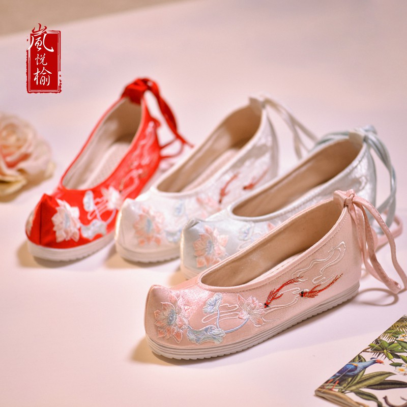 Lan Yue Sheng Show Wo รองเท้าปักลายสําหรับผู้หญิง - yoyoco06s.th - ThaiPick