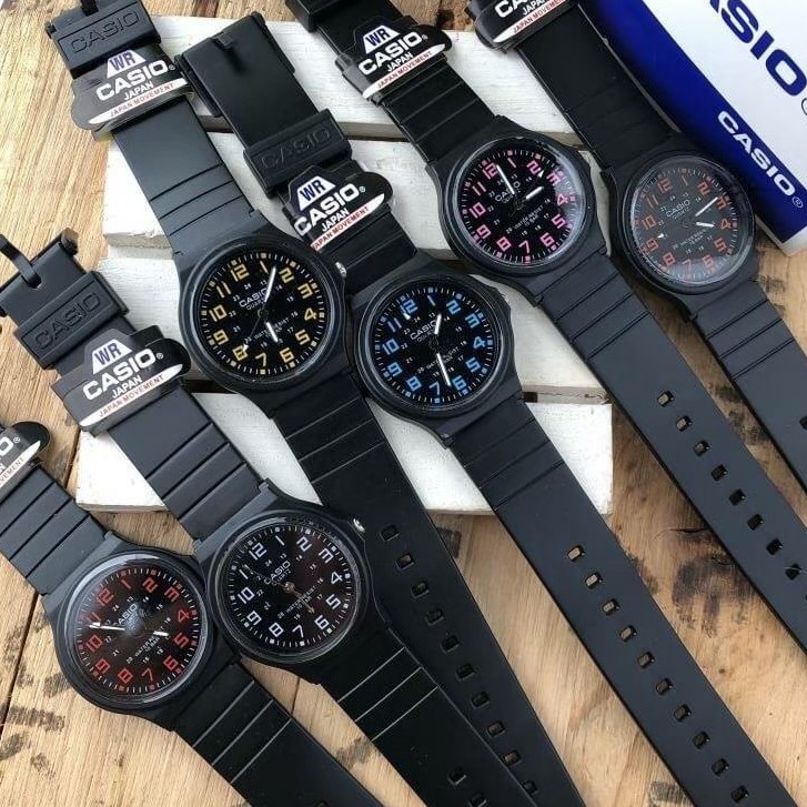 นาฬิกาแฟชั่น รุ่นหน้าปัดตัวเลข สุดคลาสสิค ️ สายยาง ️หน้าปัดหลากสี พร้อม ...